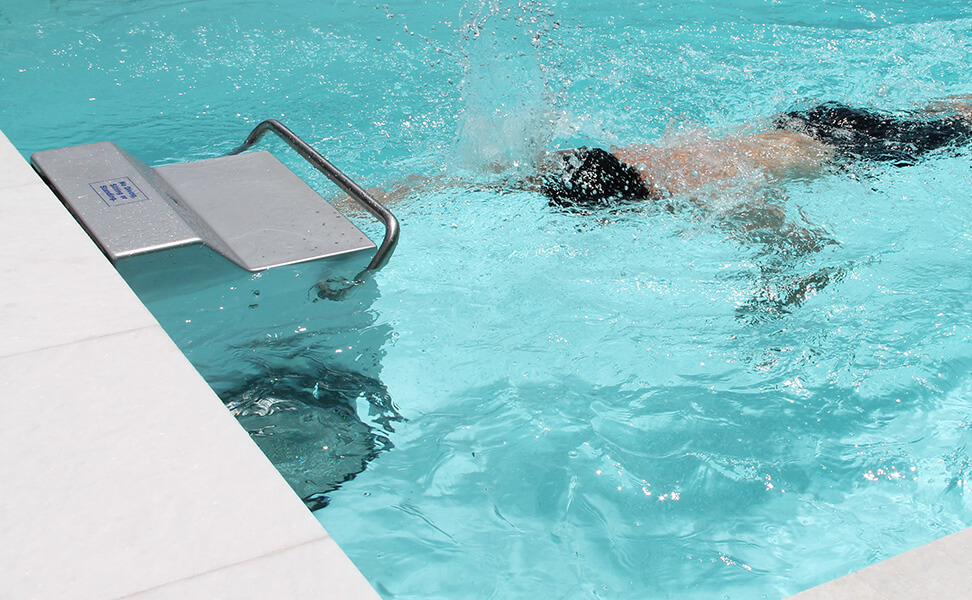 Fastlane Pro - A swim current generator for any pool