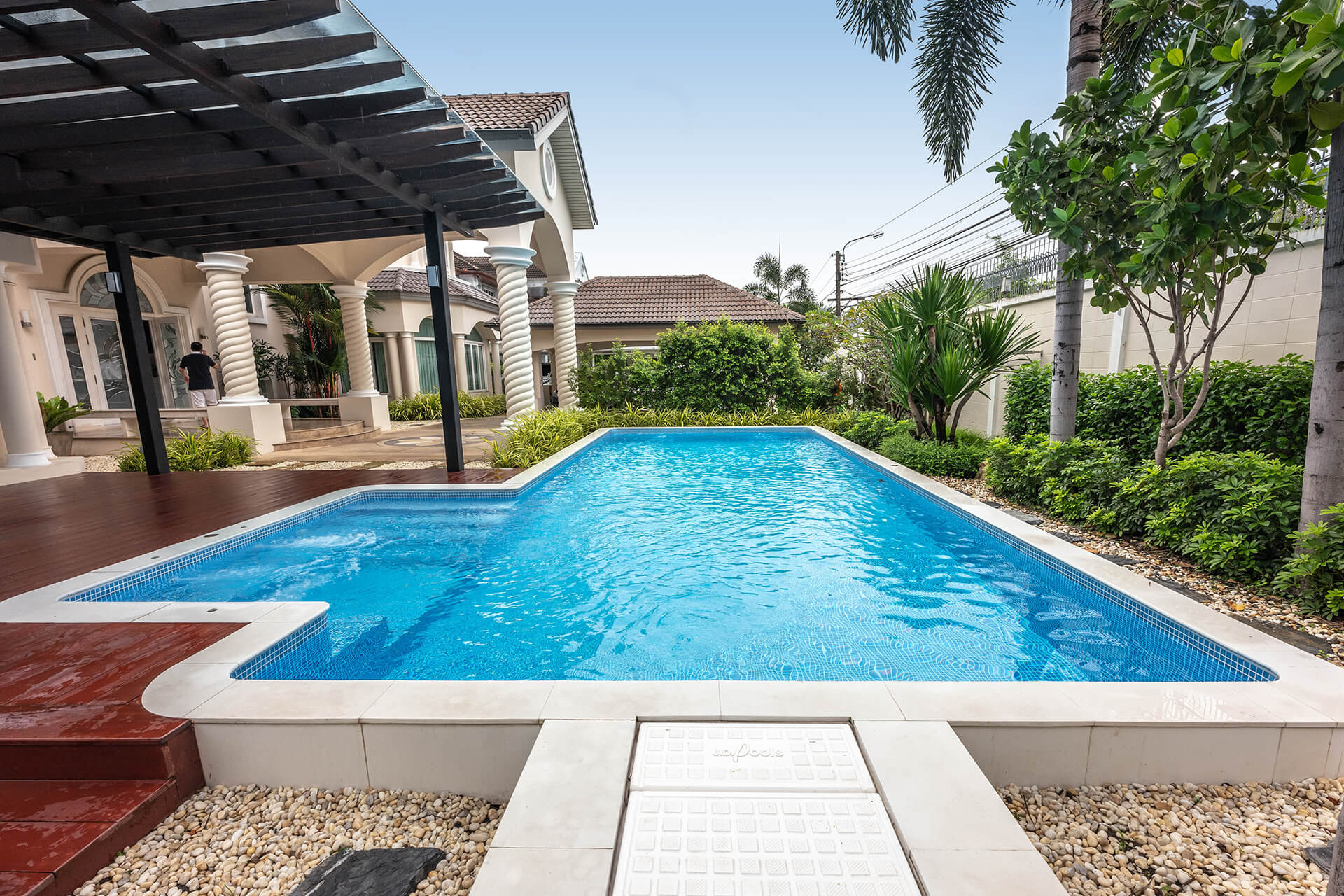 DV324 – Matrix Blue - เจ.ดี.พูลส์