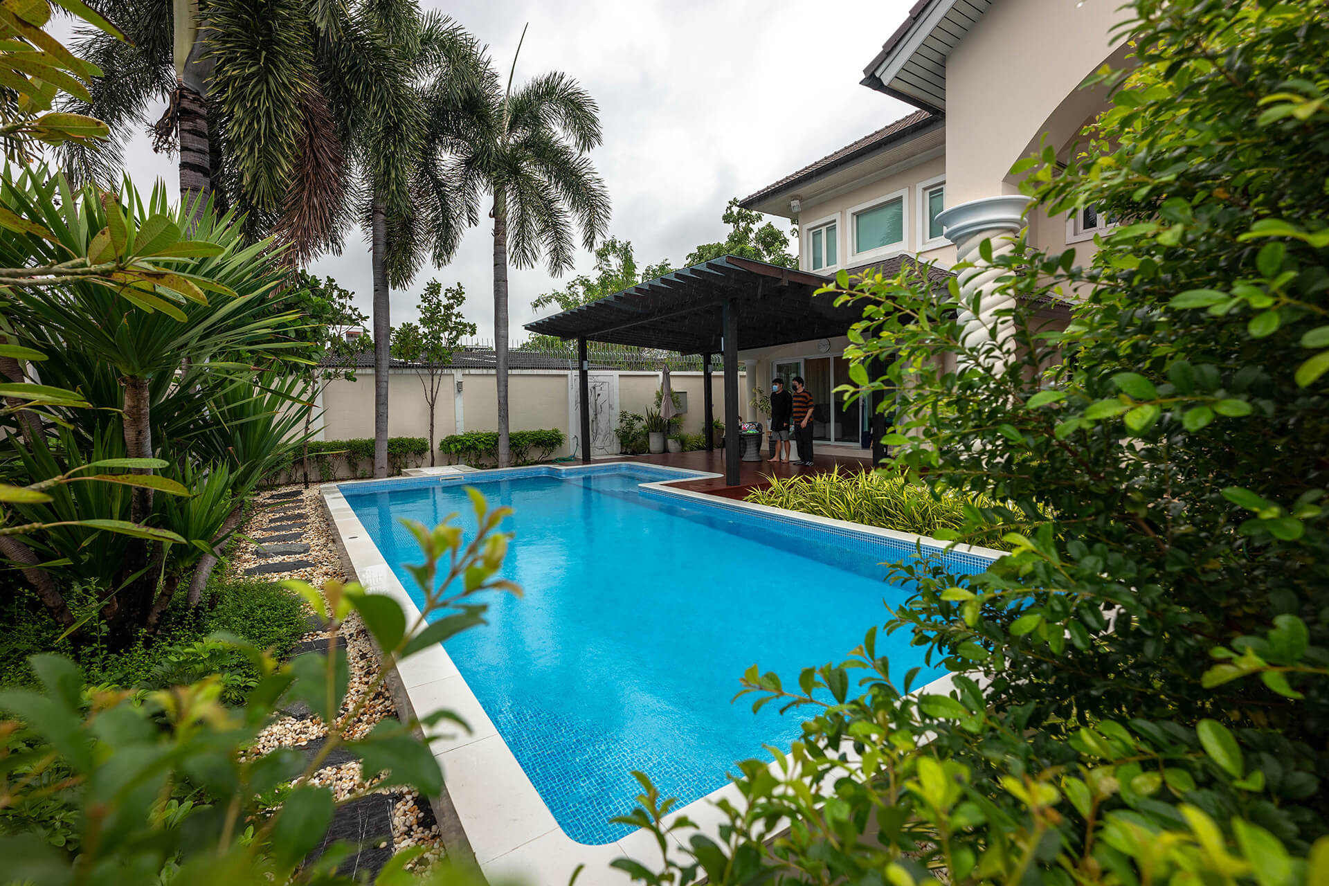 DV324 – Matrix Blue - เจ.ดี.พูลส์