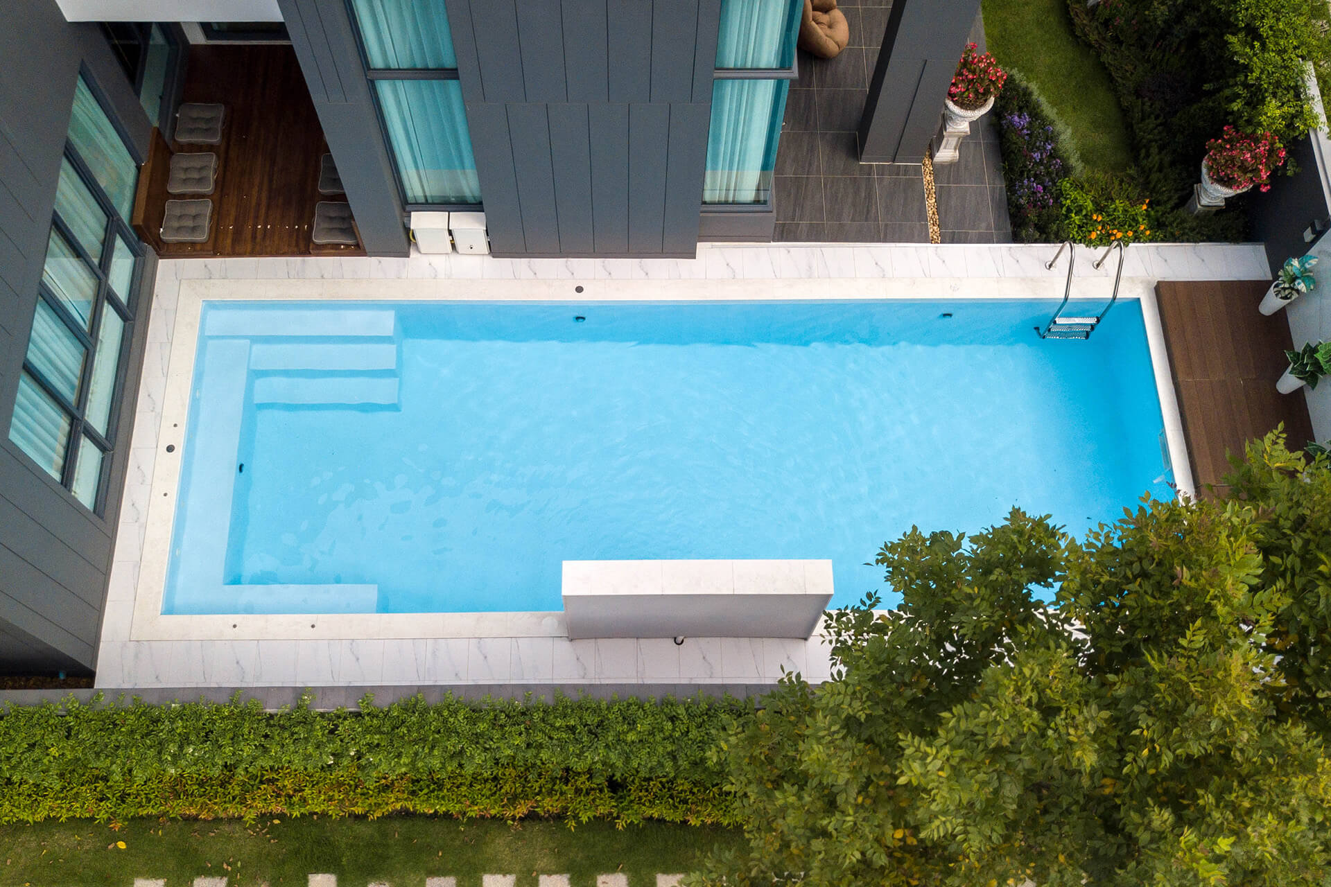 IP125 – Ice Blue - J.D.Pools | รับสร้างสระว่ายน้ำครบวงจร