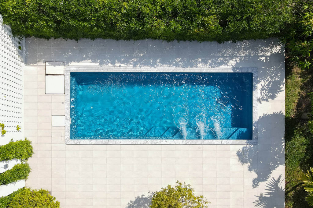 สระไฟเบอร์กลาส คาร์ดิโอ พูล - เจ.ดี.พูลส์ สร้างสระว่ายน้ำ